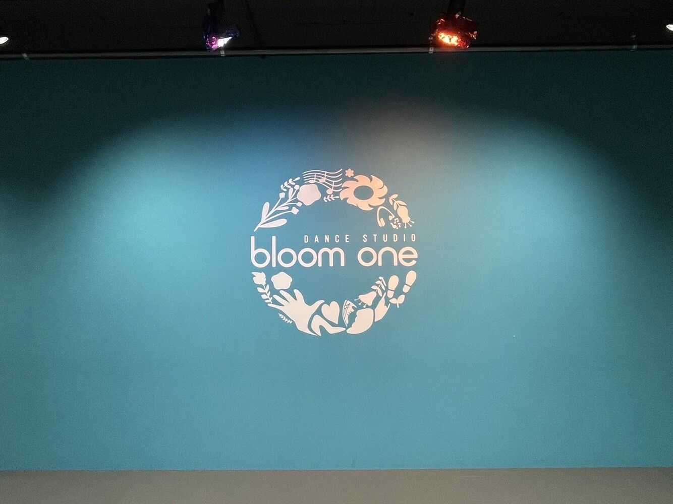 bloom-one